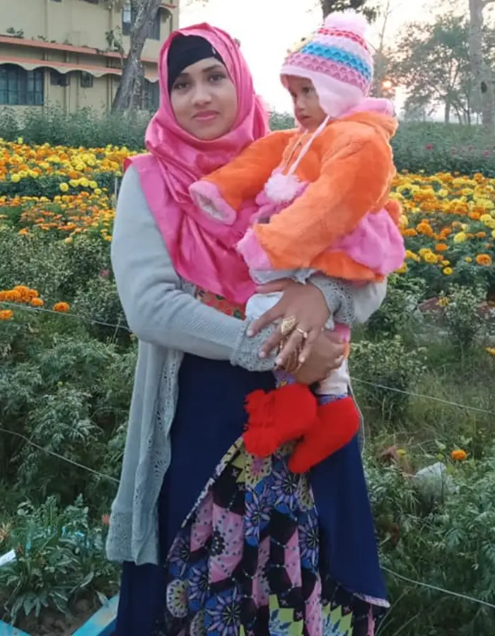 Clare And Carl's Michigan Sauce Recipe: The Ultimate Hot Dog Topping - Naznin's Kitchen